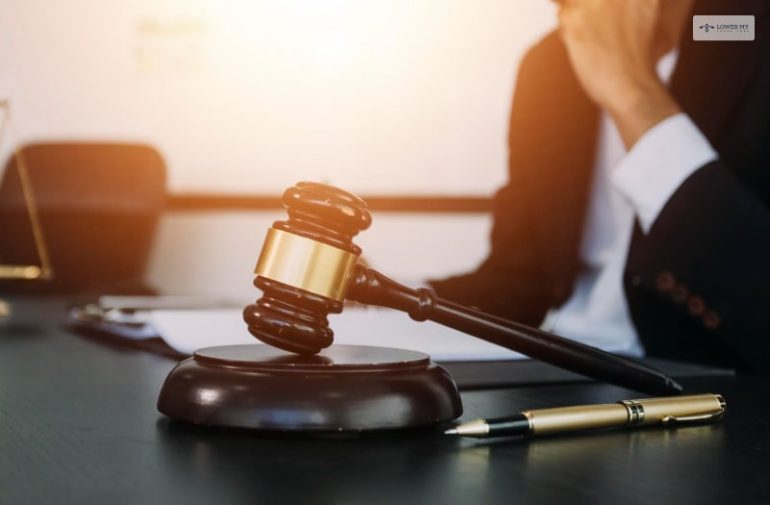 What Is Human Rights Lawyer? When To Hire Them?